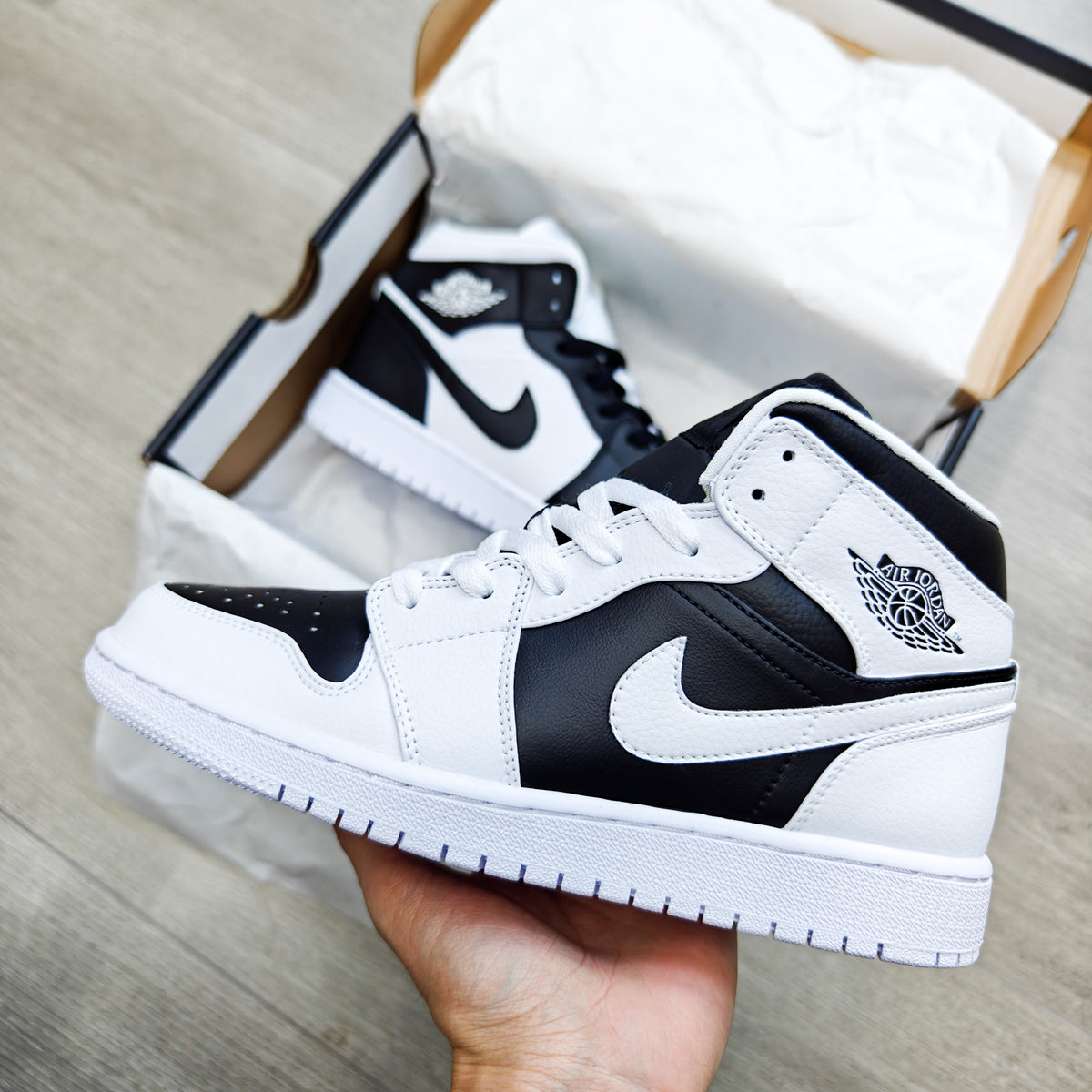 Custom Air Jordan 1 Black White – Unite Custom