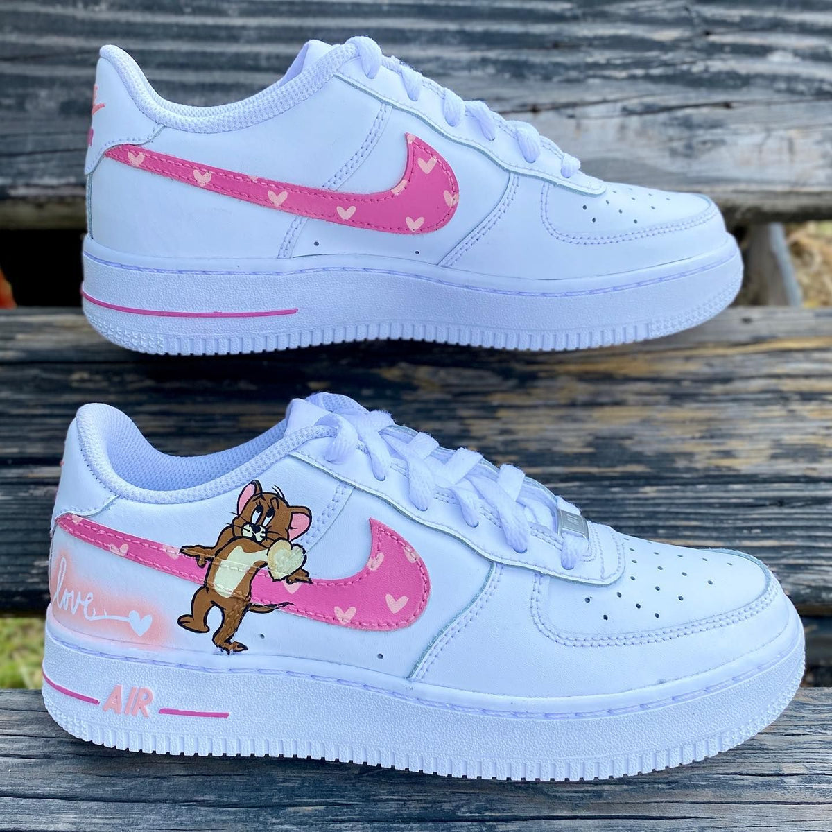 Custom Air Force 1 Jerry And Pink Heart Theme – Unite Custom