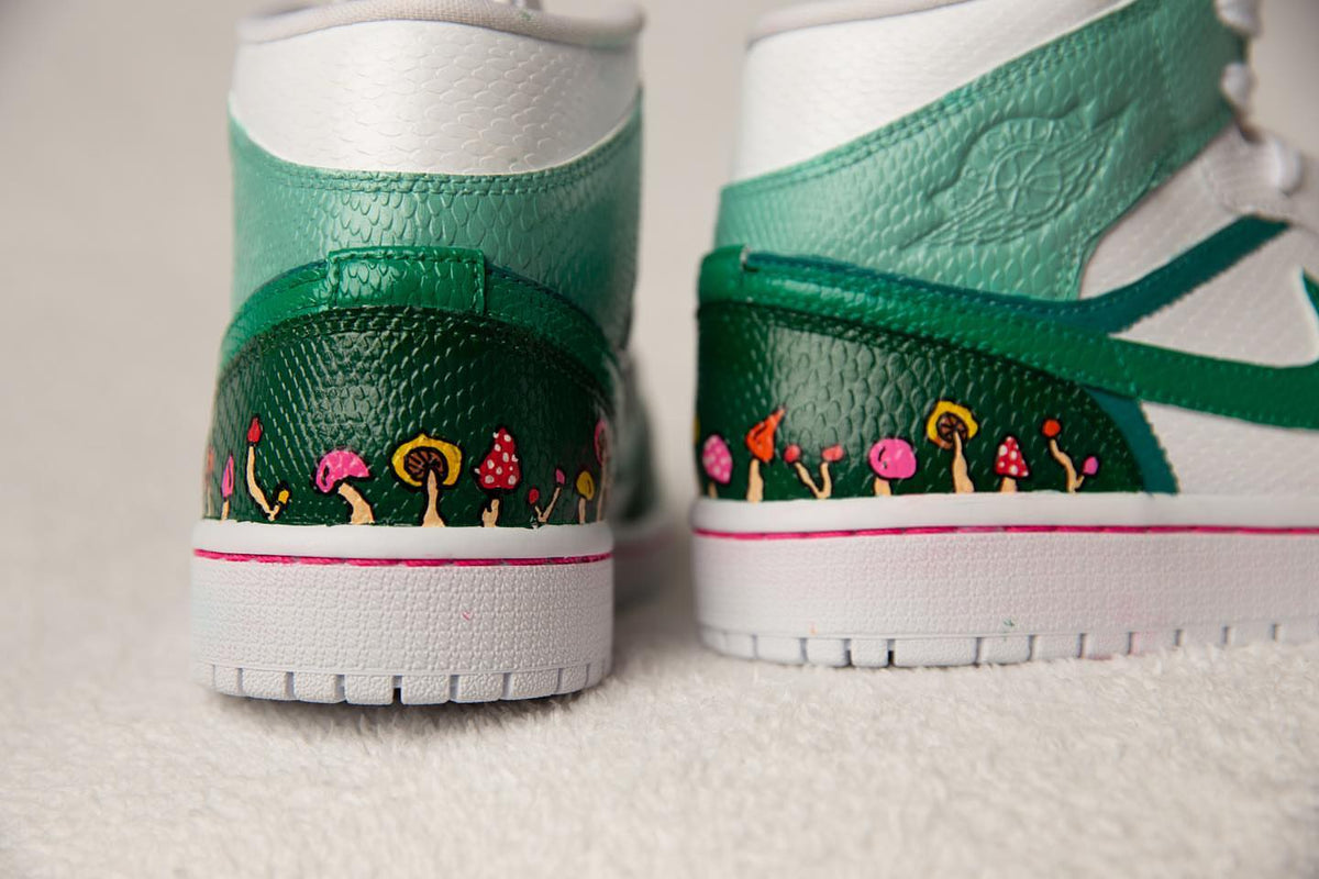 Nature Green Custom Air Jordan 1 Low – Unite Custom