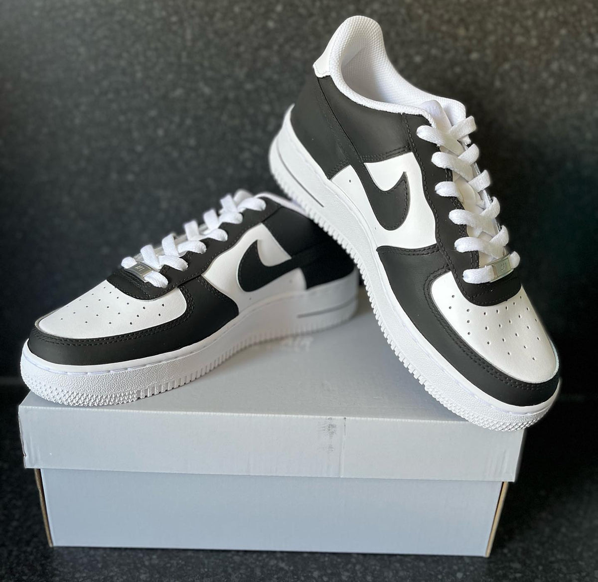 Black Custom Air Force 1 – Unite Custom